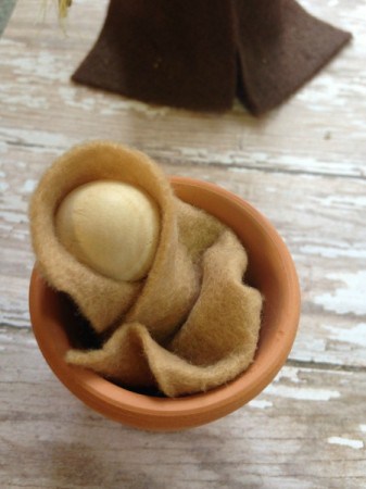 Easy DIY Flower Pot Nativity Set Tutorial